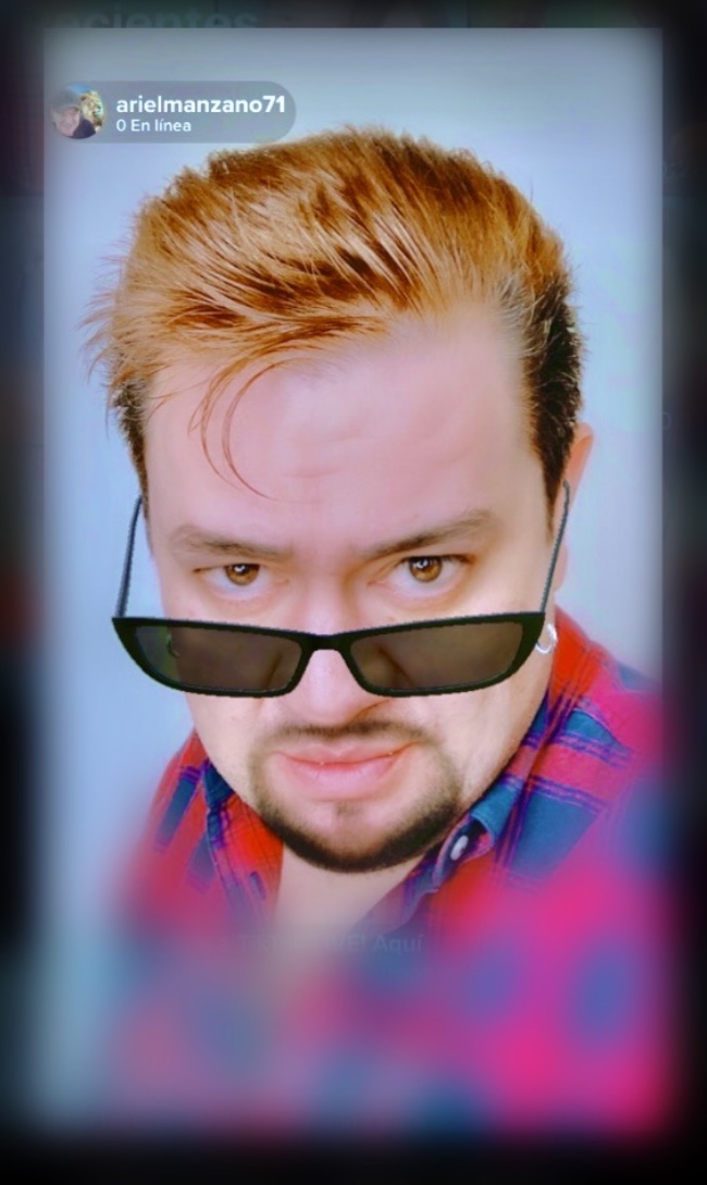 Ariel Manzano - Hola Mi Fan